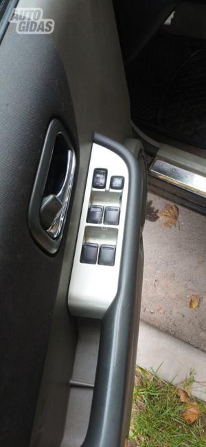 Nissan X-Trail 2006 Viļņa, ar dzinēja tilpumu 2.50 L un nobraukumu 328 tūkst. km par 2900 €, foto 23 vietnē AUTOMOTO.COM.LV