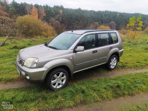 Nissan X-Trail 2006 in Vilnius, with an engine capacity of 2.20 L and mileage of 272 thousand km for 1800 €, photo  on AUTOMOTO.COM.LV