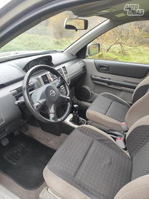 Nissan X-Trail 2006 in Vilnius, with an engine capacity of 2.20 L and mileage of 272 thousand km for 1800 €, photo 7 on AUTOMOTO.COM.LV