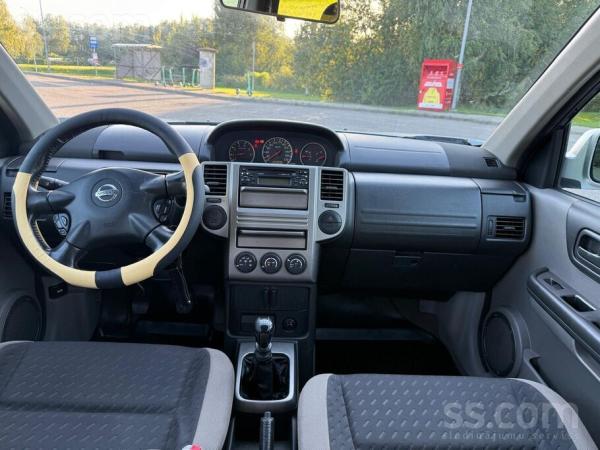Nissan X-Trail 2007 in Riga, with an engine capacity of 2.20 L and mileage of 328 thousand km for 1800 €, photo 8 on AUTOMOTO.COM.LV