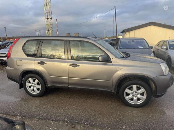 Nissan X-Trail 2007 Viļņa, ar dzinēja tilpumu 2.00 L un nobraukumu 290 tūkst. km par 3800 €, foto 5 vietnē AUTOMOTO.COM.LV