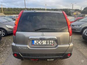Nissan X-Trail 2007 in Vilnius, with an engine capacity of 2.00 L and mileage of 290 thousand km for 3800 €, photo 7 on AUTOMOTO.COM.LV