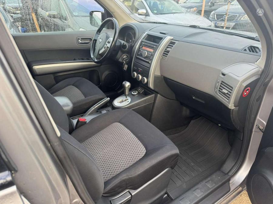 Nissan X-Trail 2007 in Vilnius, with an engine capacity of 2.00 L and mileage of 289 thousand km for 3700 €, photo 16 on AUTOMOTO.COM.LV