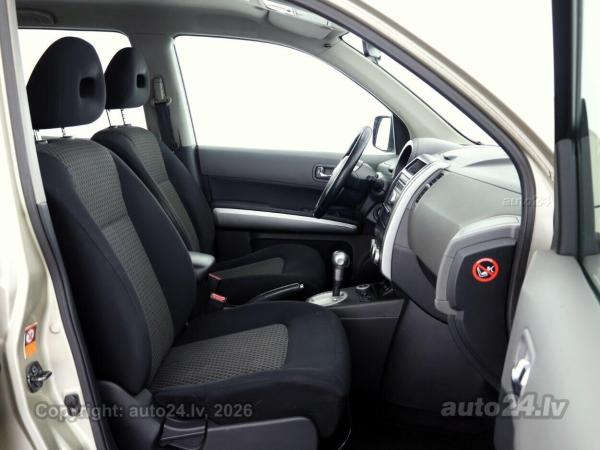 Nissan X-Trail 2007 in Tallinn, with an engine capacity of 2.00 L and mileage of 288 thousand km for 2499 €, photo 6 on AUTOMOTO.COM.LV