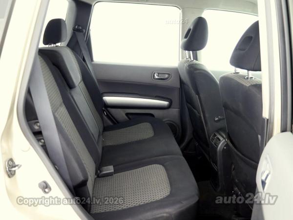 Nissan X-Trail 2007 Tallina, ar dzinēja tilpumu 2.00 L un nobraukumu 288 tūkst. km par 2499 €, foto 7 vietnē AUTOMOTO.COM.LV