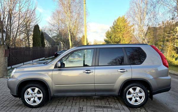 Nissan X-Trail 2007 in Marijampole, with an engine capacity of 2.20 L and mileage of 248 thousand km for 4600 €, photo 6 on AUTOMOTO.COM.LV