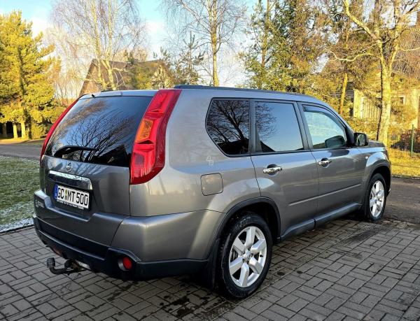 Nissan X-Trail 2007 in Marijampole, with an engine capacity of 2.20 L and mileage of 248 thousand km for 4600 €, photo 8 on AUTOMOTO.COM.LV