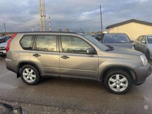 Nissan X-Trail 2007 Viļņa, ar dzinēja tilpumu 2.00 L un nobraukumu 289 tūkst. km par 3550 €, foto 5 vietnē AUTOMOTO.COM.LV
