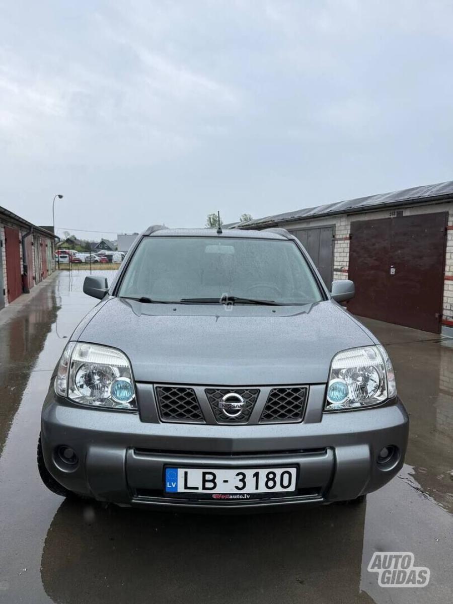 Nissan X-Trail 2007 Kauņa, ar dzinēja tilpumu 2.20 L un nobraukumu 200 tūkst. km par 2700 €, foto 3 vietnē AUTOMOTO.COM.LV