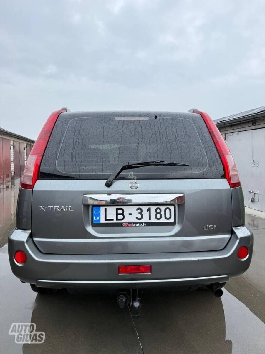 Nissan X-Trail 2007 Kauņa, ar dzinēja tilpumu 2.20 L un nobraukumu 200 tūkst. km par 2700 €, foto 6 vietnē AUTOMOTO.COM.LV