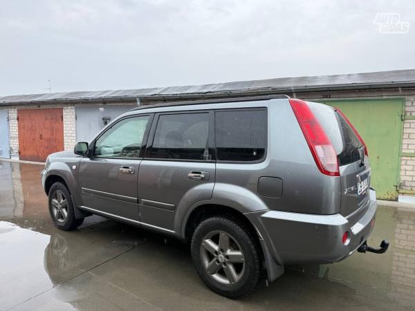 Nissan X-Trail 2007 in Kaunas, with an engine capacity of 2.20 L and mileage of 200 thousand km for 2700 €, photo 6 on AUTOMOTO.COM.LV