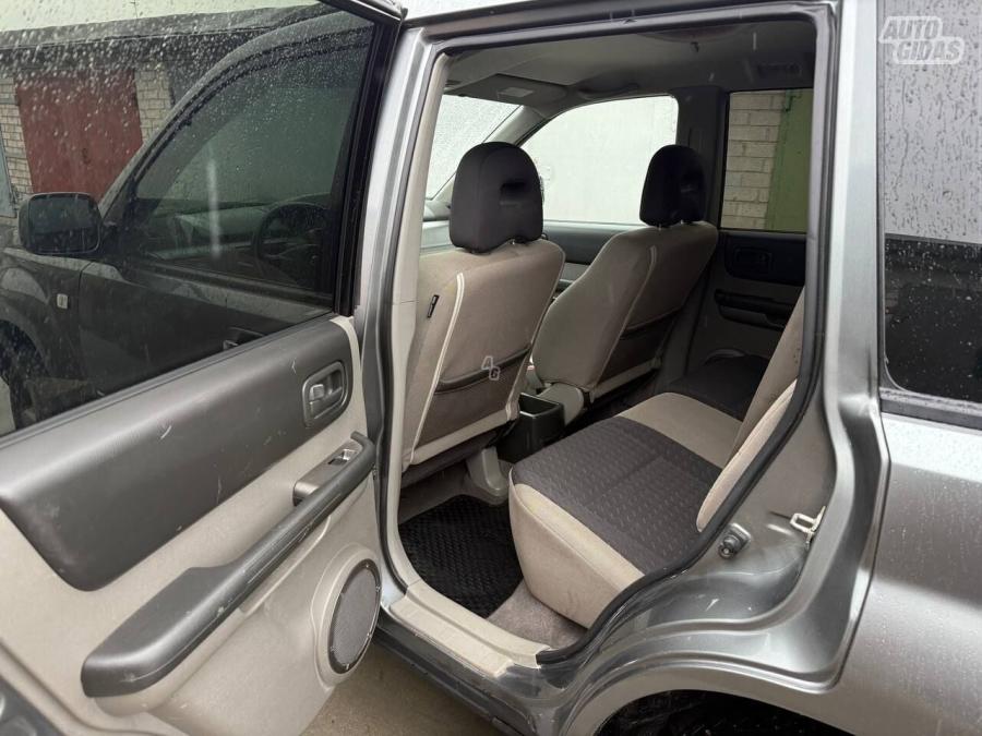 Nissan X-Trail 2007 Kauņa, ar dzinēja tilpumu 2.20 L un nobraukumu 200 tūkst. km par 2700 €, foto 11 vietnē AUTOMOTO.COM.LV