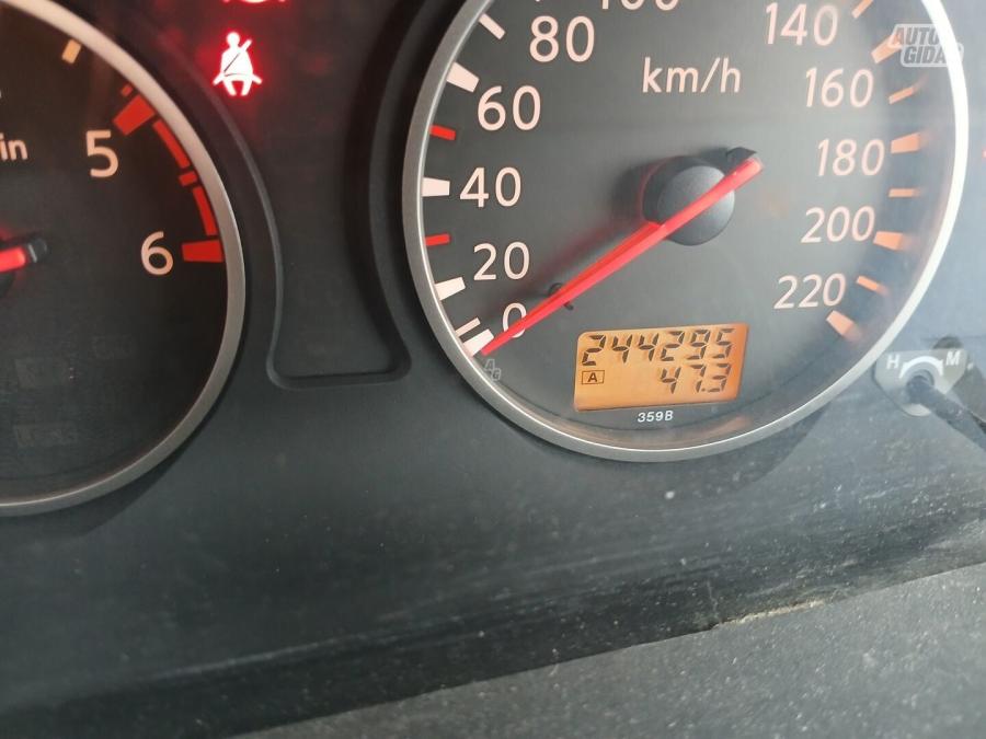 Nissan X-Trail 2007 in Panevezys, with an engine capacity of 2.20 L and mileage of 245 thousand km for 1250 €, photo 8 on AUTOMOTO.COM.LV