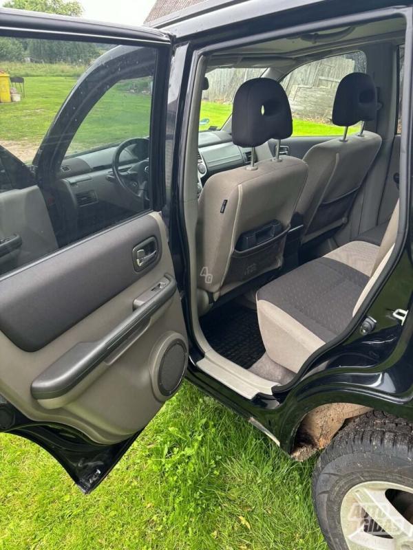 Nissan X-Trail 2007 in Kelme, with an engine capacity of 2.20 L and mileage of 208 thousand km for 3500 €, photo 9 on AUTOMOTO.COM.LV