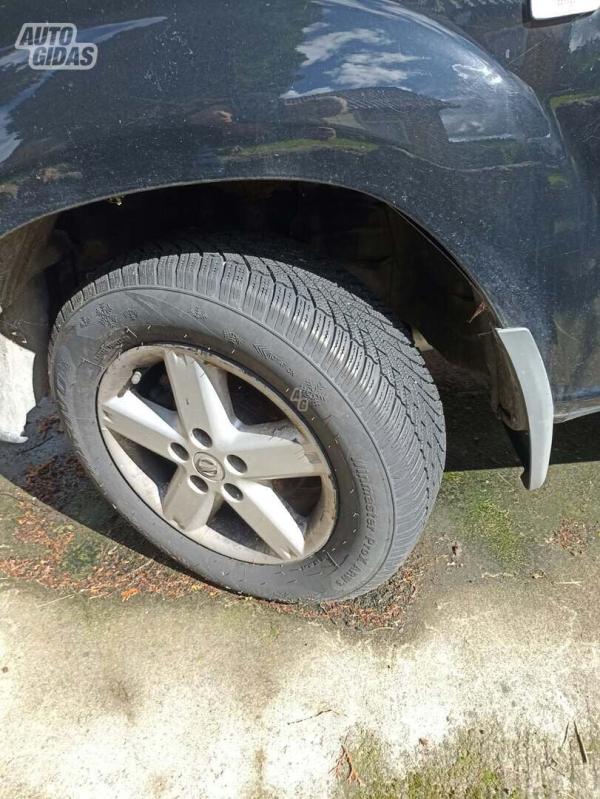 Nissan X-Trail 2007 in Rietavas, with an engine capacity of 2.20 L and mileage of 260 thousand km for 800 €, photo 8 on AUTOMOTO.COM.LV