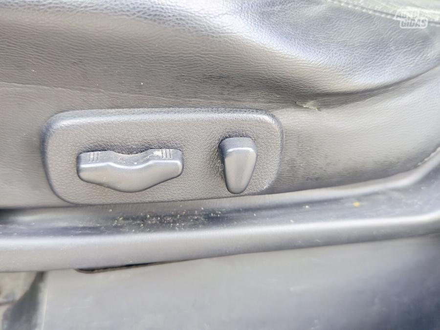 Nissan X-Trail 2007 in Vilnius, with an engine capacity of 2.20 L and mileage of 258 thousand km for 1950 €, photo 10 on AUTOMOTO.COM.LV