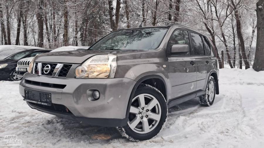 Nissan X-Trail 2008 Prienai, ar dzinēja tilpumu 2.00 L un nobraukumu 240 tūkst. km par 3800 €, foto 3 vietnē AUTOMOTO.COM.LV