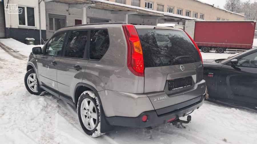 Nissan X-Trail 2008 Prienai, ar dzinēja tilpumu 2.00 L un nobraukumu 240 tūkst. km par 3800 €, foto 7 vietnē AUTOMOTO.COM.LV