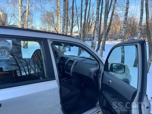 Nissan X-Trail 2008 Rīga, ar dzinēja tilpumu 2.00 L un nobraukumu 309 tūkst. km par 2890 €, foto 8 vietnē AUTOMOTO.COM.LV