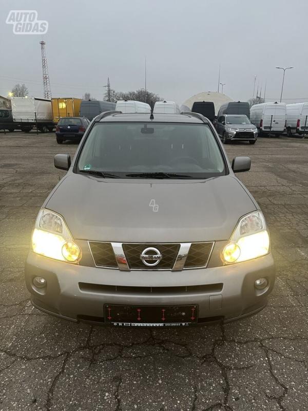 Nissan X-Trail 2008 in Marijampole, with an engine capacity of 2.00 L and mileage of 306 thousand km for 3400 €, photo 1 on AUTOMOTO.COM.LV
