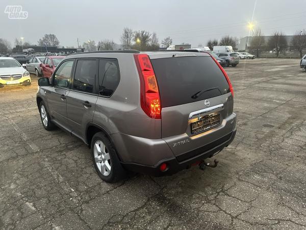 Nissan X-Trail 2008 in Marijampole, with an engine capacity of 2.00 L and mileage of 306 thousand km for 3400 €, photo 5 on AUTOMOTO.COM.LV