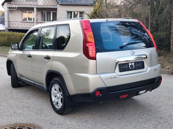 Nissan X-Trail 2008 in Anyksciai, with an engine capacity of 2.00 L and mileage of 310 thousand km for 3999 €, photo 3 on AUTOMOTO.COM.LV