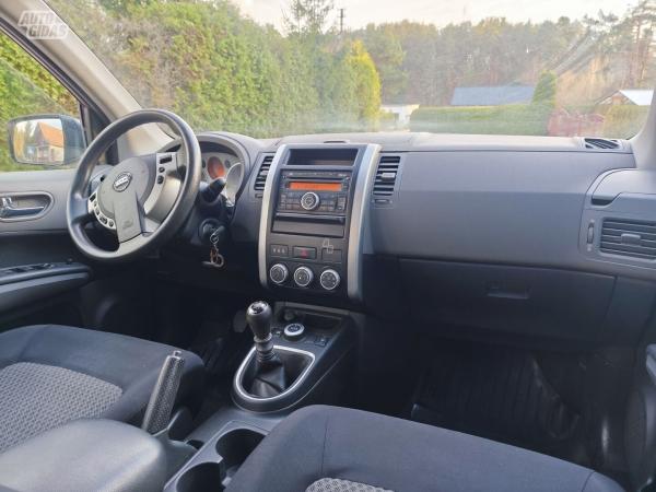 Nissan X-Trail 2008 in Anyksciai, with an engine capacity of 2.00 L and mileage of 310 thousand km for 3999 €, photo 5 on AUTOMOTO.COM.LV