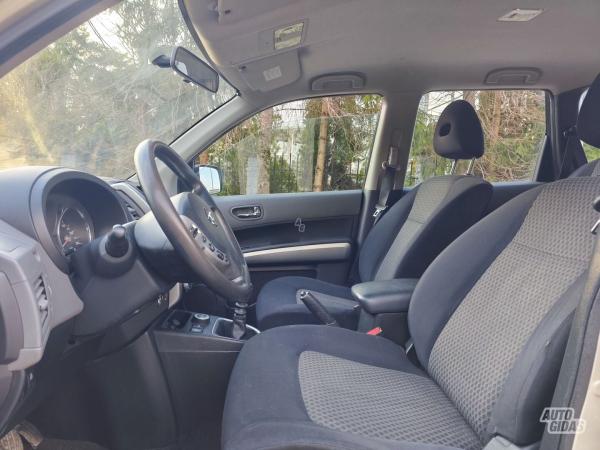 Nissan X-Trail 2008 in Anyksciai, with an engine capacity of 2.00 L and mileage of 310 thousand km for 3999 €, photo 7 on AUTOMOTO.COM.LV