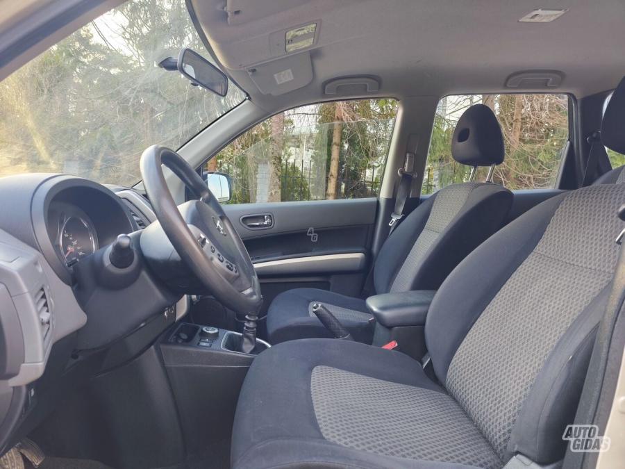 Nissan X-Trail 2008 in Anyksciai, with an engine capacity of 2.00 L and mileage of 310 thousand km for 3999 €, photo 8 on AUTOMOTO.COM.LV