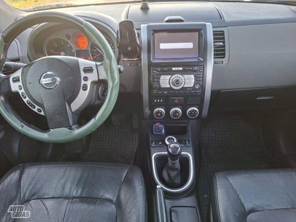 Nissan X-Trail 2008 in Birstonas, with an engine capacity of 2.00 L and mileage of 322 thousand km for 3800 €, photo 10 on AUTOMOTO.COM.LV