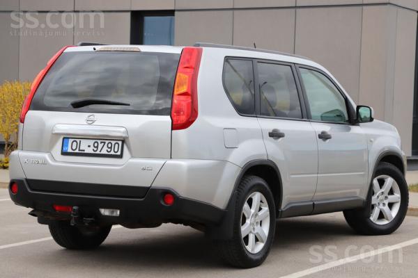 Nissan X-Trail 2009 Tukums, ar dzinēja tilpumu 2.00 L un nobraukumu 262 tūkst. km par 4990 €, foto 4 vietnē AUTOMOTO.COM.LV