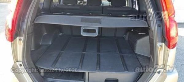 Nissan X-Trail 2009 Tallina, ar dzinēja tilpumu 2.00 L un nobraukumu 350 tūkst. km par 3500 €, foto 5 vietnē AUTOMOTO.COM.LV