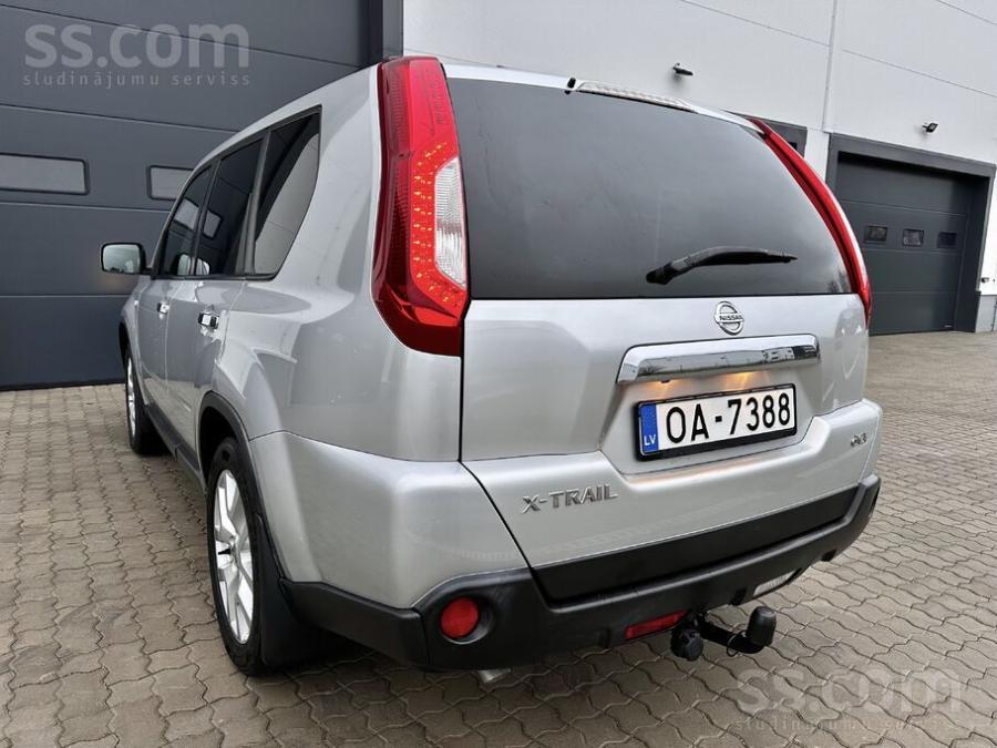 Nissan X-Trail 2011 in Riga, with an engine capacity of 2.00 L and mileage of 293 thousand km for 7500 €, photo 5 on AUTOMOTO.COM.LV
