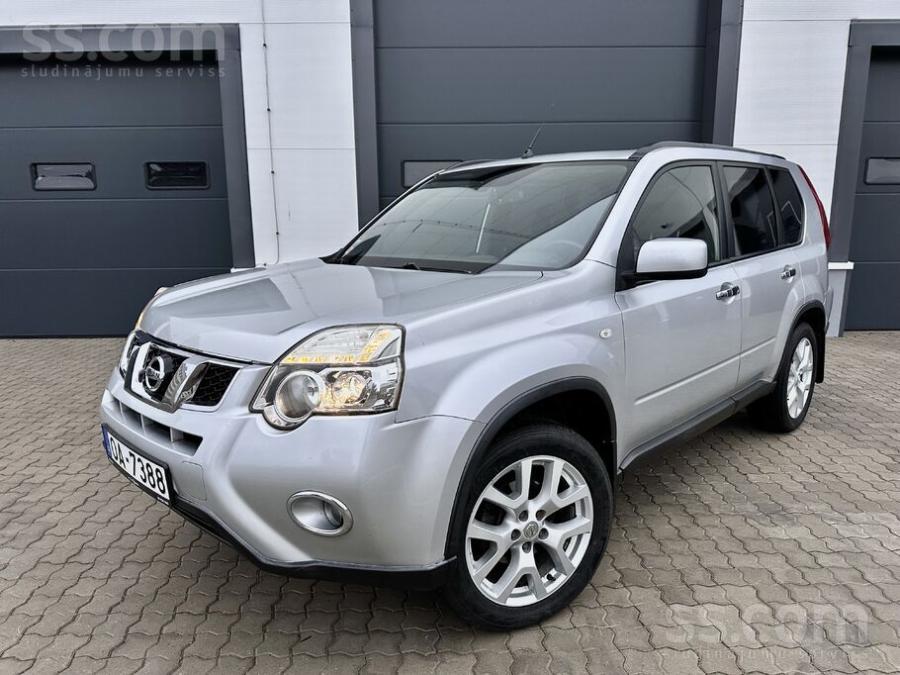 Nissan X-Trail 2011 in Riga, with an engine capacity of 2.00 L and mileage of 293 thousand km for 7500 €, photo 13 on AUTOMOTO.COM.LV