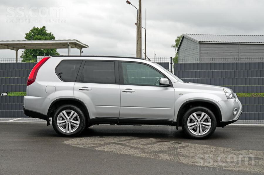 Nissan X-Trail 2011 in Ogre, with an engine capacity of 2.00 L and mileage of 257 thousand km for 5700 €, photo 6 on AUTOMOTO.COM.LV