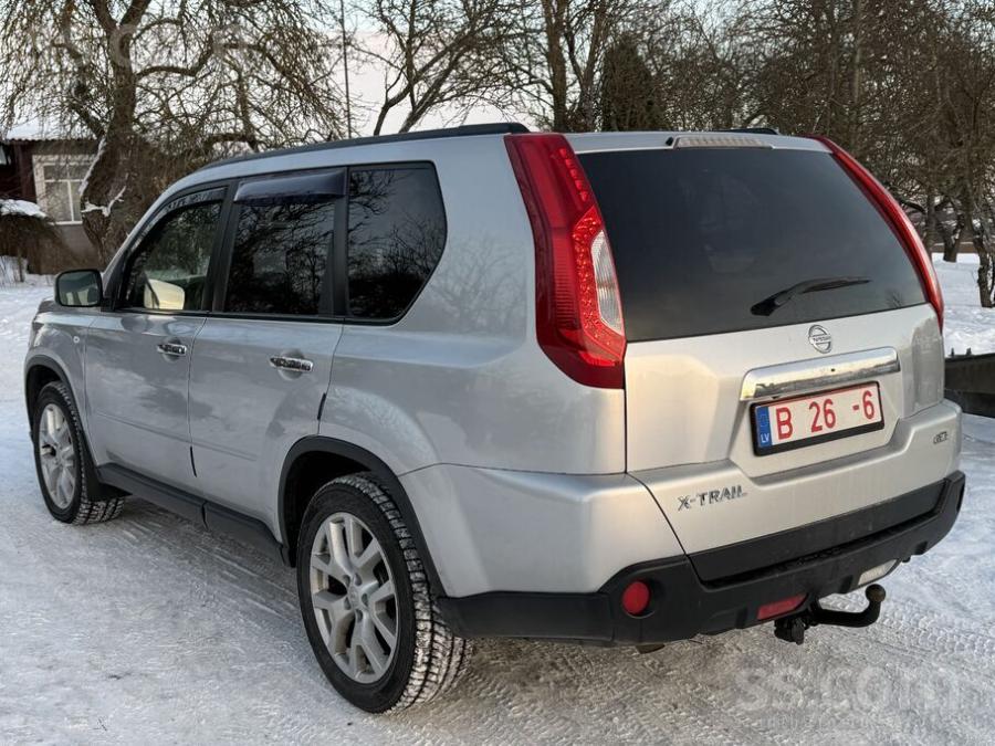 Nissan X-Trail 2011 in Balvi, with an engine capacity of 2.00 L and mileage of 208 thousand km for 8450 €, photo 2 on AUTOMOTO.COM.LV