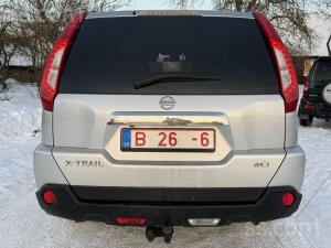 Nissan X-Trail 2011 in Balvi, with an engine capacity of 2.00 L and mileage of 208 thousand km for 8450 €, photo 3 on AUTOMOTO.COM.LV