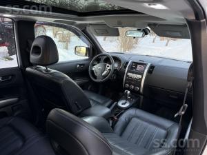Nissan X-Trail 2011 in Balvi, with an engine capacity of 2.00 L and mileage of 208 thousand km for 8450 €, photo 7 on AUTOMOTO.COM.LV