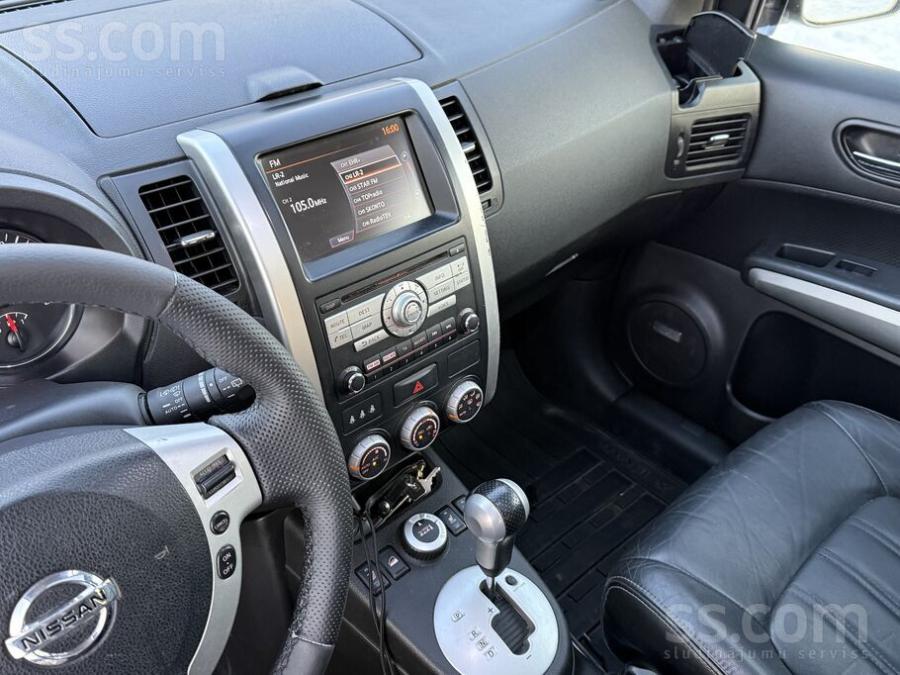 Nissan X-Trail 2011 in Balvi, with an engine capacity of 2.00 L and mileage of 208 thousand km for 8450 €, photo 11 on AUTOMOTO.COM.LV