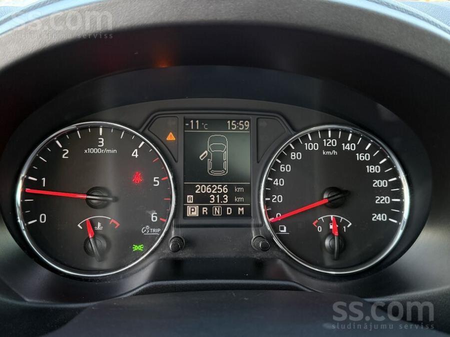 Nissan X-Trail 2011 in Balvi, with an engine capacity of 2.00 L and mileage of 208 thousand km for 8450 €, photo 12 on AUTOMOTO.COM.LV