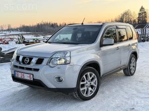 Nissan X-Trail 2011 Rīga, ar dzinēja tilpumu 2.00 L un nobraukumu 208 tūkst. km par 8900 €, foto  vietnē AUTOMOTO.COM.LV