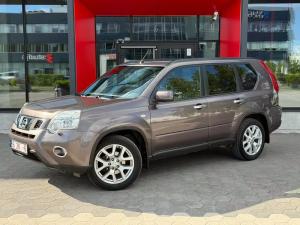 Nissan X-Trail 2011 in Riga, with an engine capacity of 2.00 L and mileage of 228 thousand km for 9300 €, photo  on AUTOMOTO.COM.LV