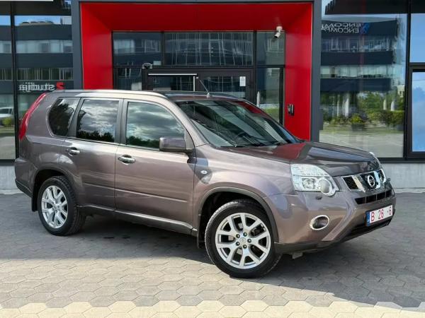 Ниссан ИксТрейл 2011 в Рига, объемом двигателя 2.00 л и пробегом 228 тыс. км за 9300 €, фото 7 на AUTOMOTO.COM.LV