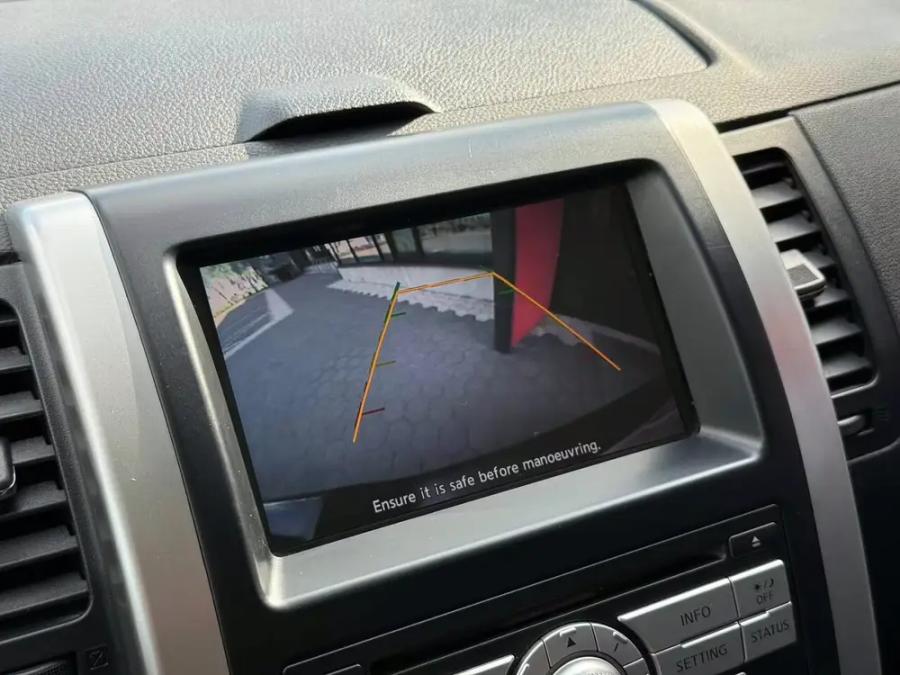 Nissan X-Trail 2011 Rīga, ar dzinēja tilpumu 2.00 L un nobraukumu 228 tūkst. km par 9300 €, foto 23 vietnē AUTOMOTO.COM.LV
