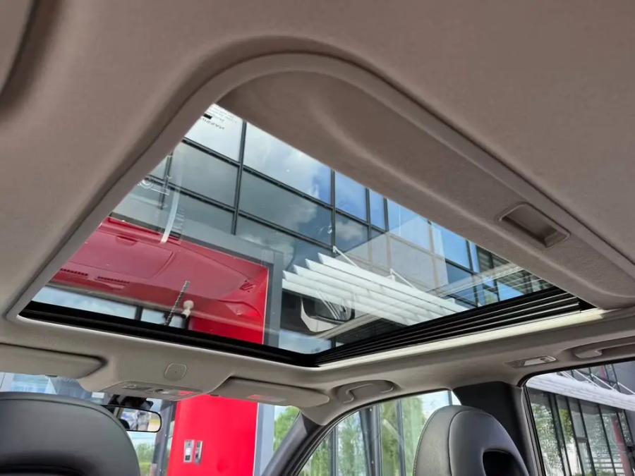 Nissan X-Trail 2011 Rīga, ar dzinēja tilpumu 2.00 L un nobraukumu 228 tūkst. km par 9300 €, foto 26 vietnē AUTOMOTO.COM.LV