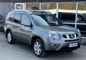 Nissan X-Trail 2014 in Radviliskis, with an engine capacity of 2.00 L and mileage of 359 thousand km for 8250 €, photo 4 on AUTOMOTO.COM.LV