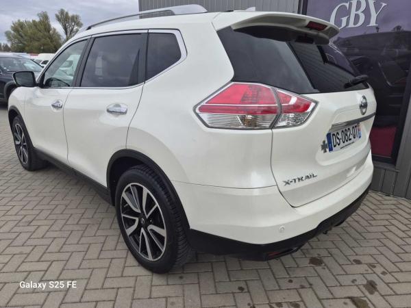 Nissan X-Trail 2015 in Taurage, with an engine capacity of 1.60 L and mileage of 489 thousand km for 5900 €, photo 4 on AUTOMOTO.COM.LV
