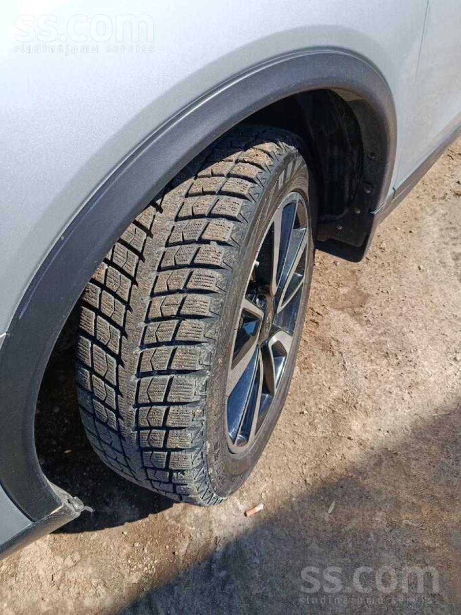 Nissan X-Trail 2015 in Bauska, with an engine capacity of 1.60 L and mileage of 303 thousand km for 9000 €, photo 6 on AUTOMOTO.COM.LV