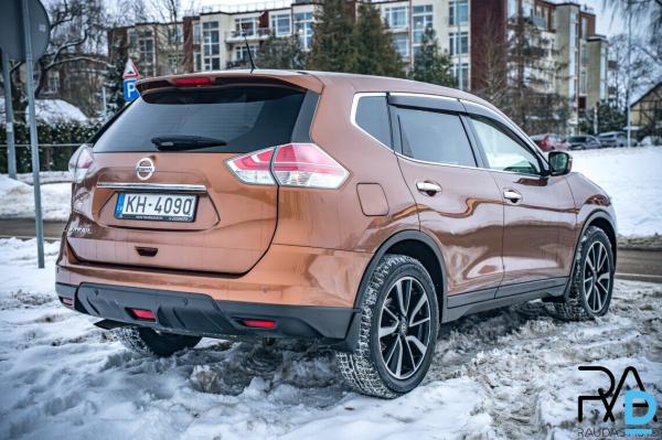 Nissan X-Trail 2016 in Riga, with an engine capacity of 1.60 L and mileage of 102 thousand km for 9990 €, photo 3 on AUTOMOTO.COM.LV