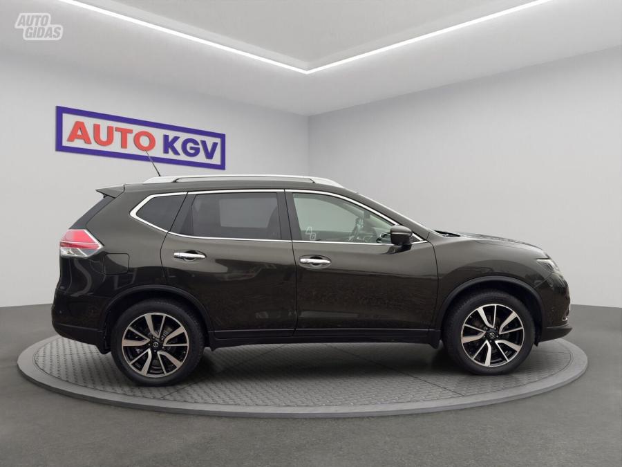 Nissan X-Trail 2016 in Vilnius, with an engine capacity of 1.60 L and mileage of 251 thousand km for 10799 €, photo 6 on AUTOMOTO.COM.LV